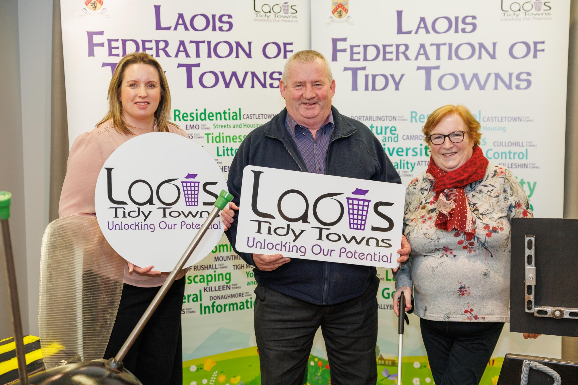 PICTURES: All smiles at Laois Tidy Towns AGM - Page 1 of 12 - Ireland Live