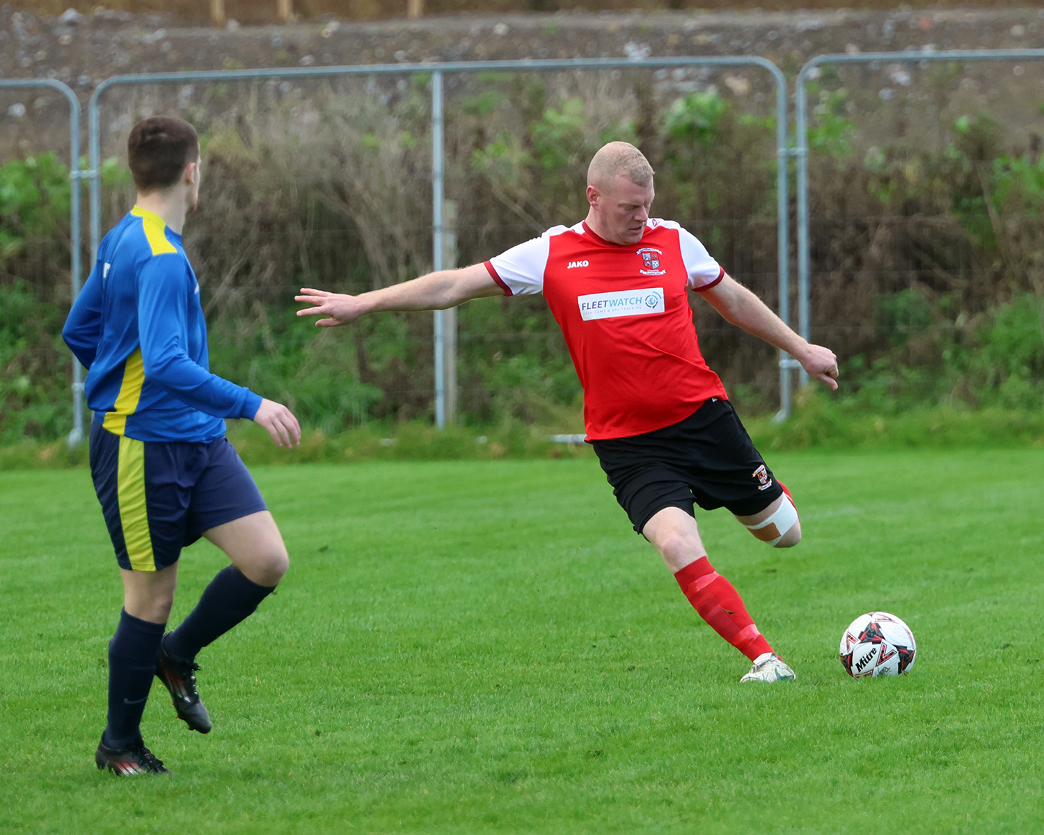 PICTURES: Supporters cheer on Athlunkard Villa and Geraldines AFC in ...